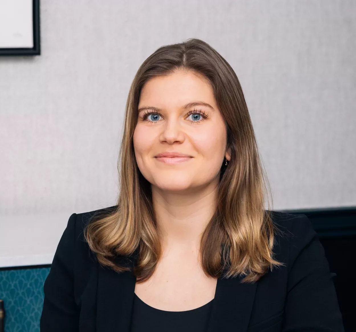 Alice Hart - Three New Square